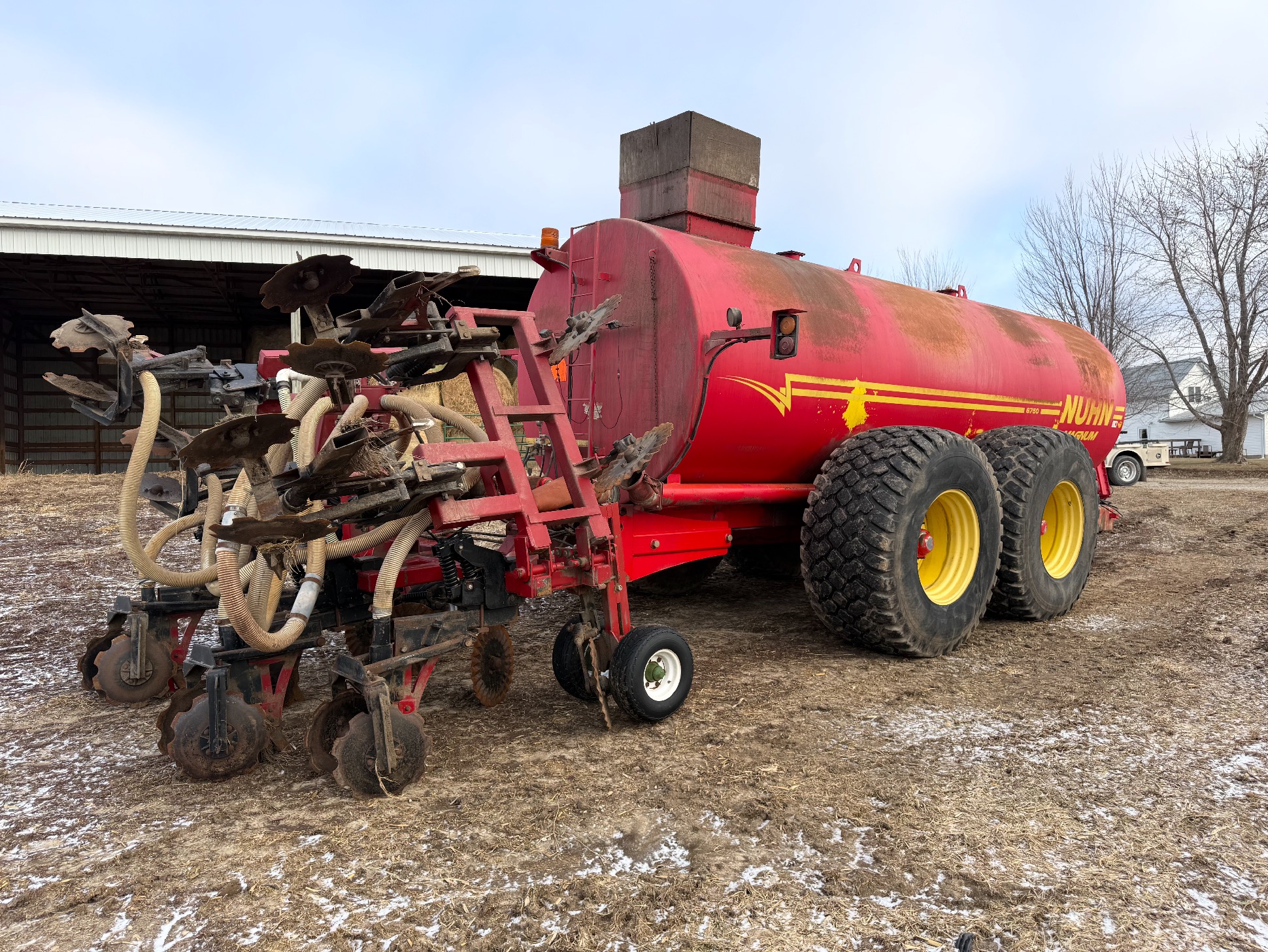 Hosek Farm Estate Auction - Hoge Auctioneering